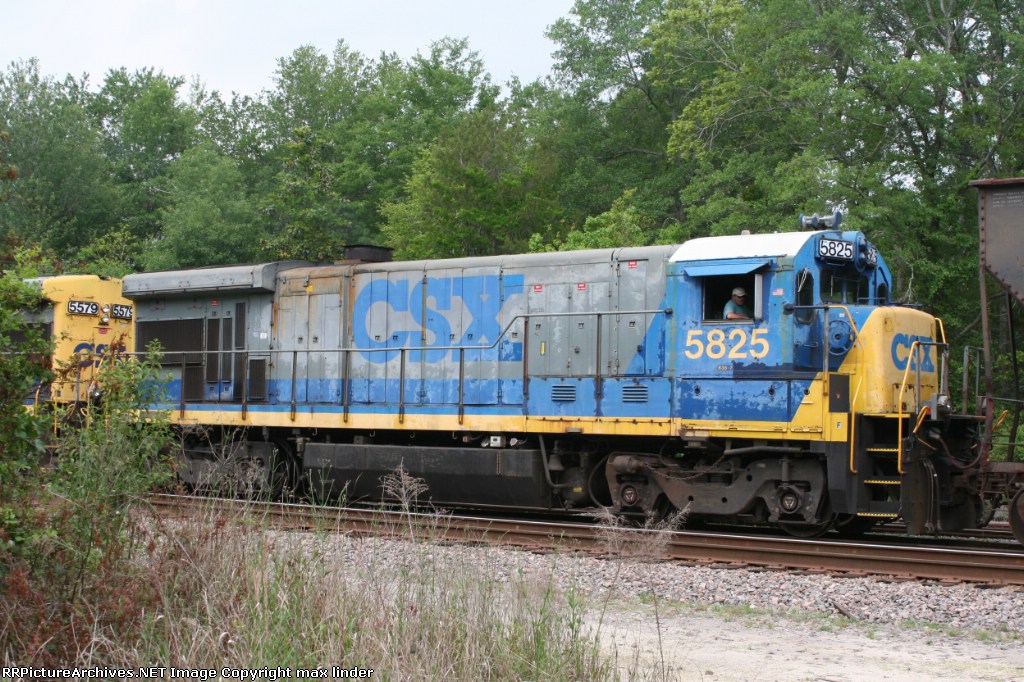 CSX 5825